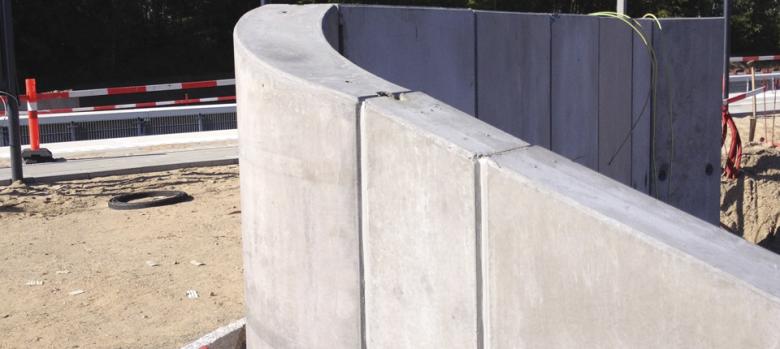 Betonelementer til Langeskov station